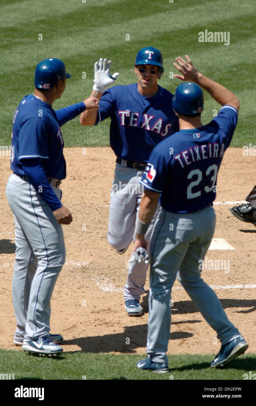 Aug 08, 2006; Oakland, CA, USA; Rangers teammates CARLOS LEE and MARK ...