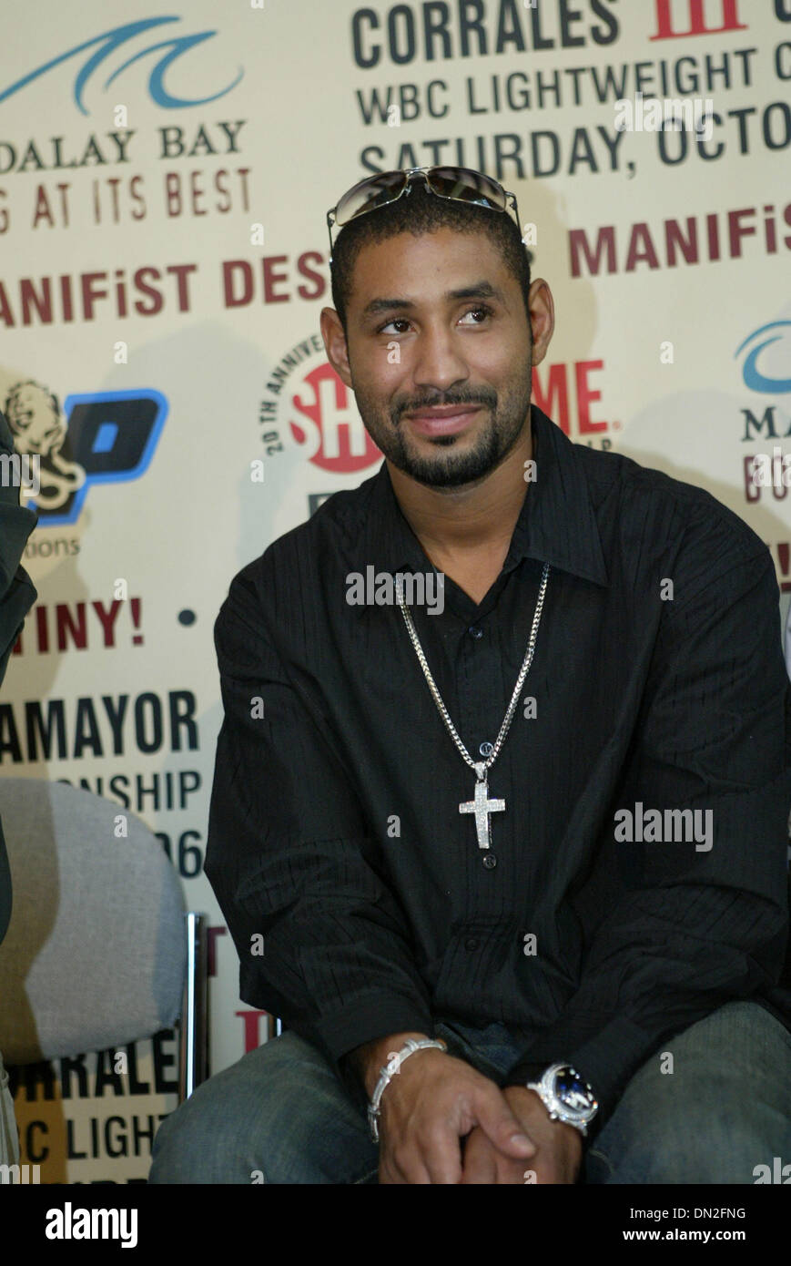 Wbc lightweight champion diego corrales hi-res stock photography and ...