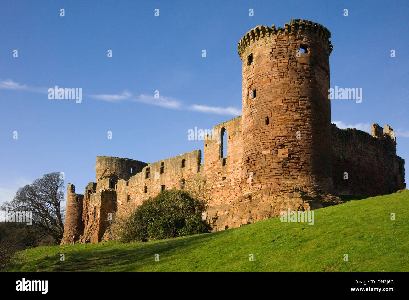 bothwell castle by clyde river glasgow in lanark with donjon tower ...