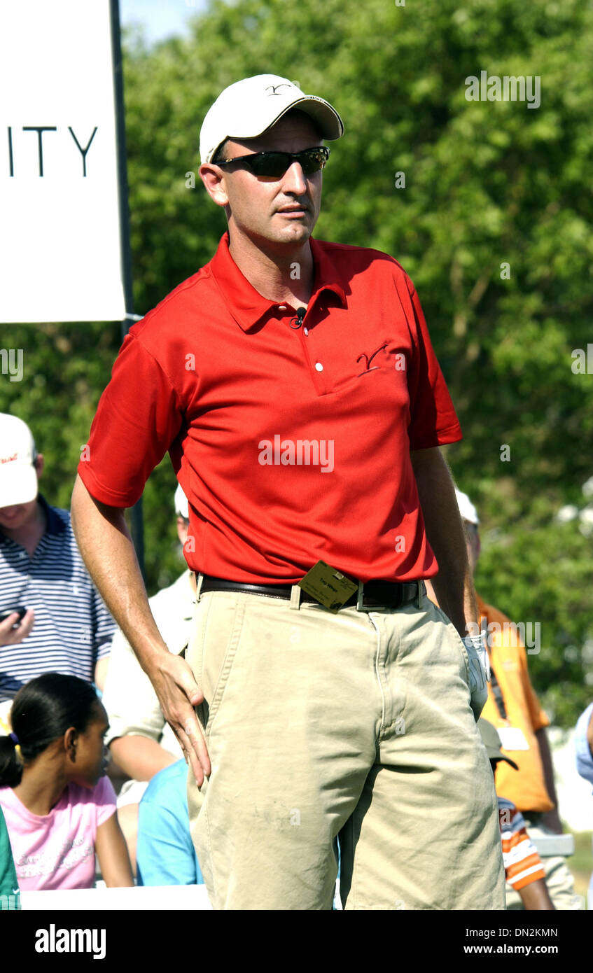 Aug 27, 2006; Raleigh, NC, USA; ESPN Sportscenter Studio Host TREY ...