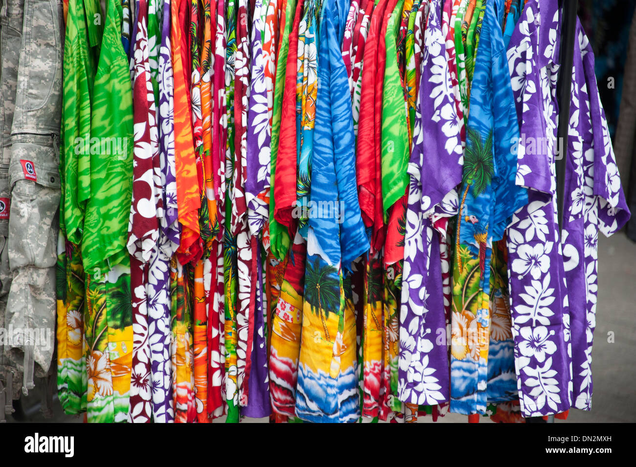 Hawaiian shirts hi-res stock photography and images - Alamy