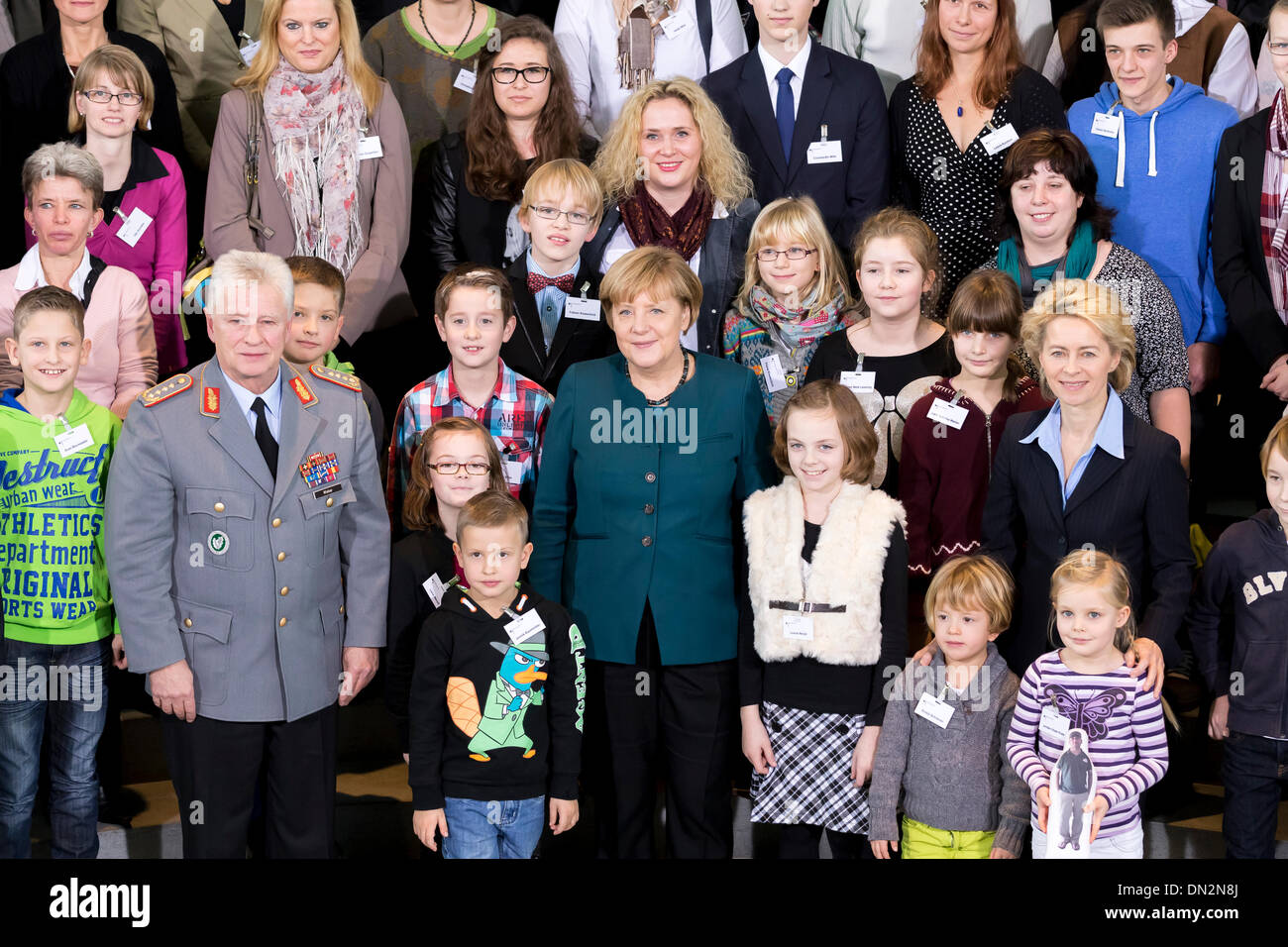 Angela merkel von deutschland hi-res stock photography and images - Alamy