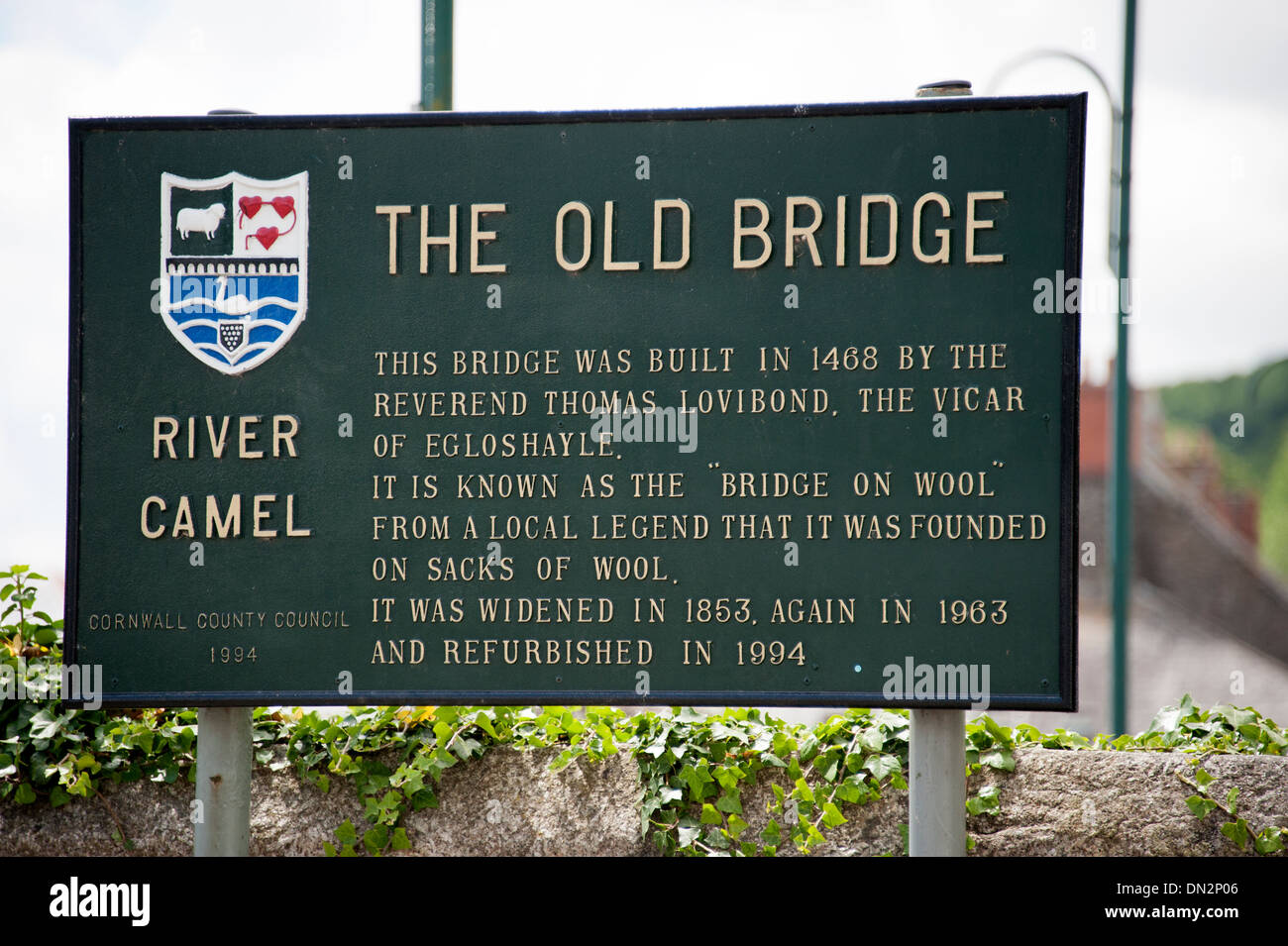 Wadebridge bridge cornwall hi-res stock photography and images - Alamy
