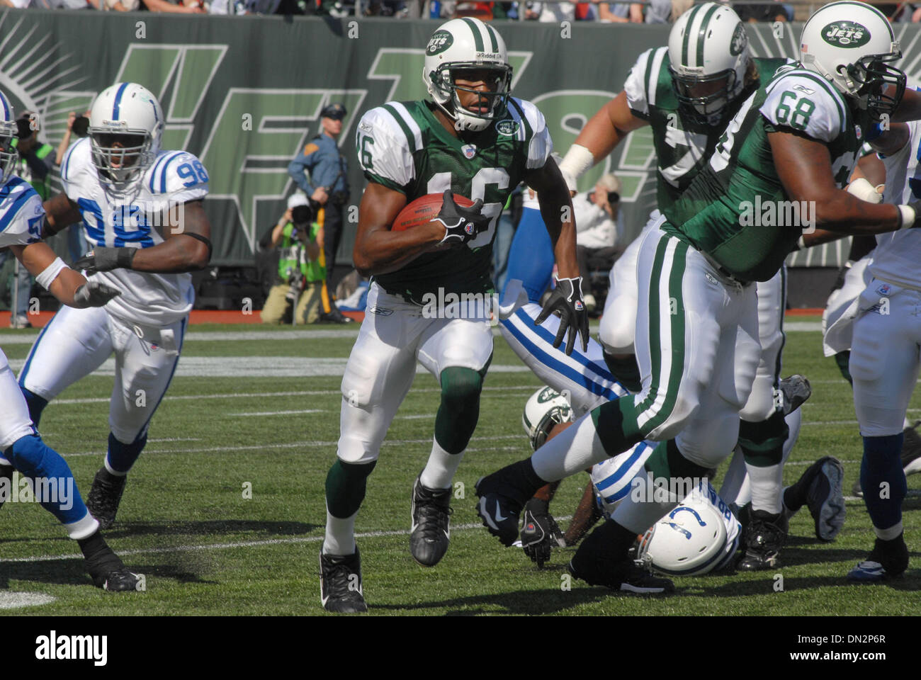 Oct 01, 2006; New York, NY, USA; NFL Football: NY Jets vs the COLTS at ...