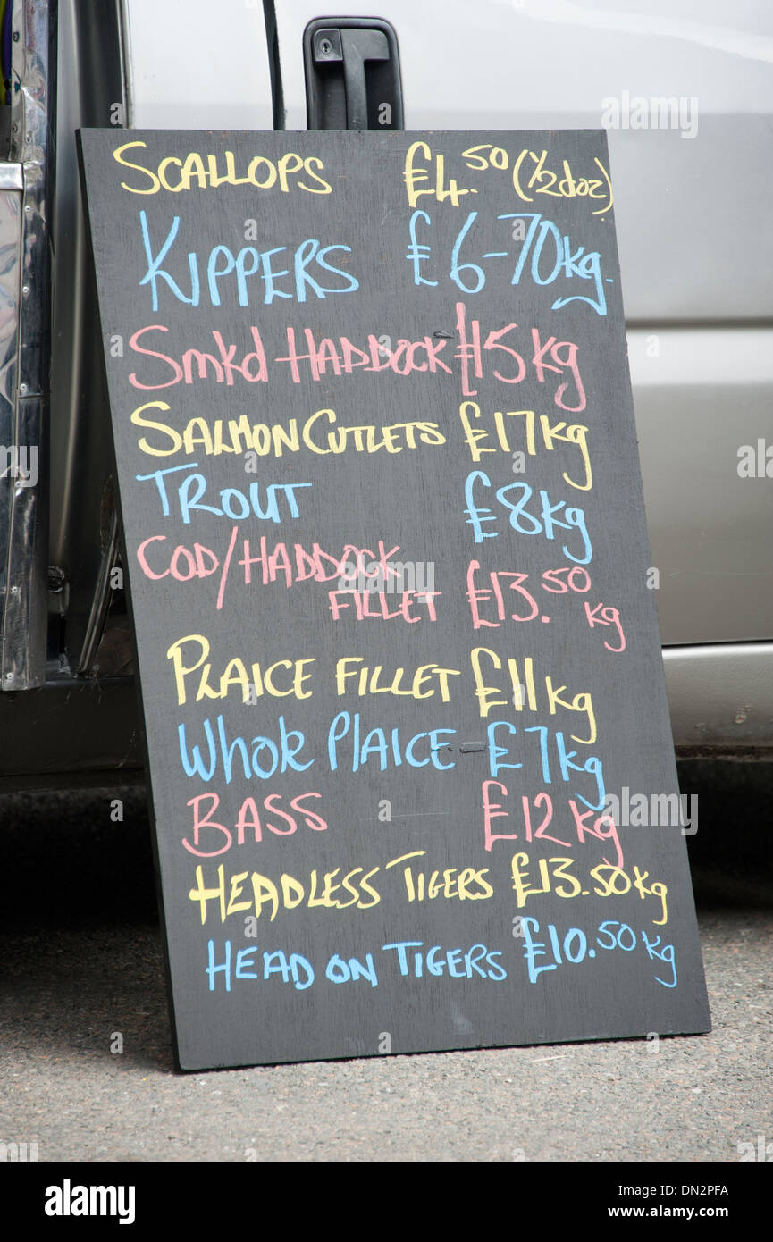 Fish for sale sign hi-res stock photography and images - Alamy