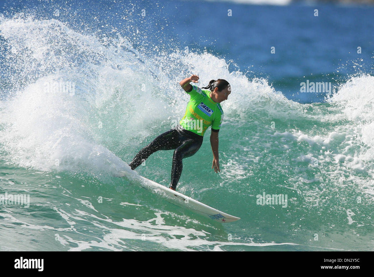 Oct 11, 2006; Manly, NSW, Australia; SURFING: LAYNE BEACHLEY did ...