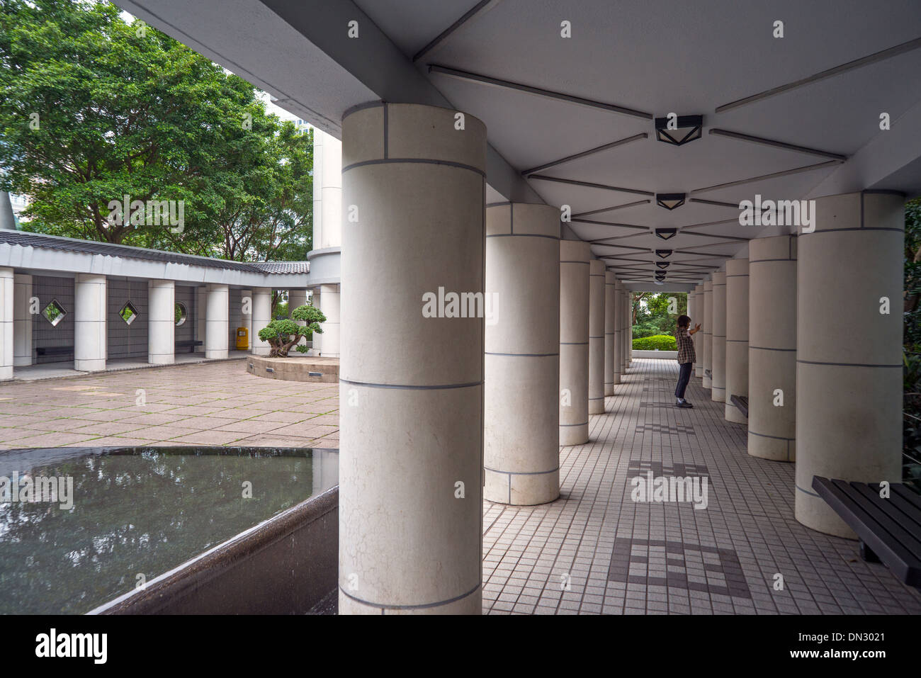 Tai Chi Garden, Hong Kong Park, Hong Kong Stock Photo - Alamy