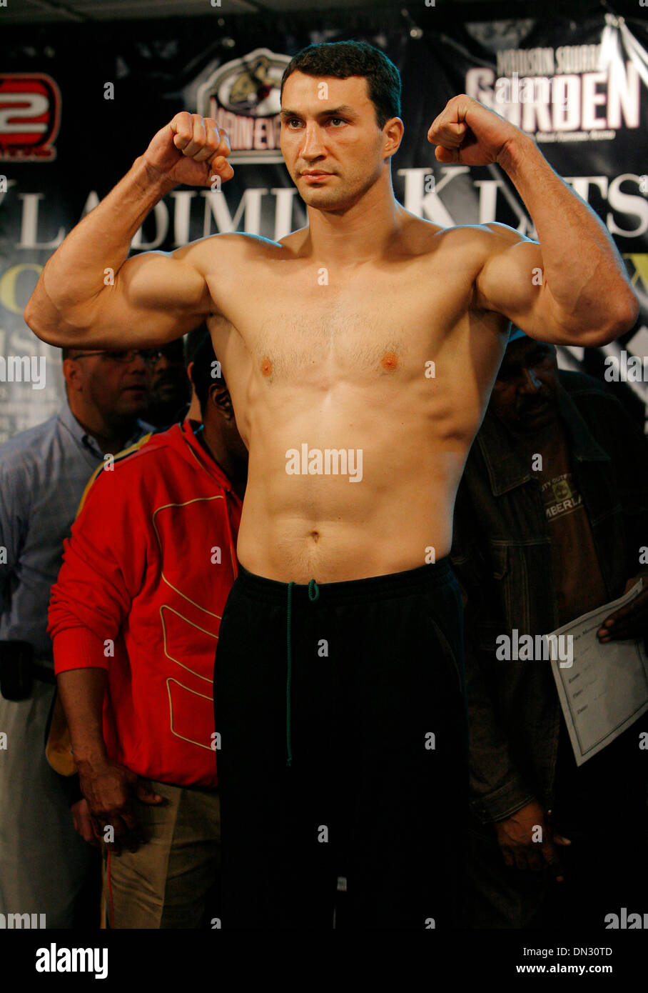 Nov 09, 2006; New York, NY, USA; IBF/IBO Heavyweight Champion WLADIMIR ...