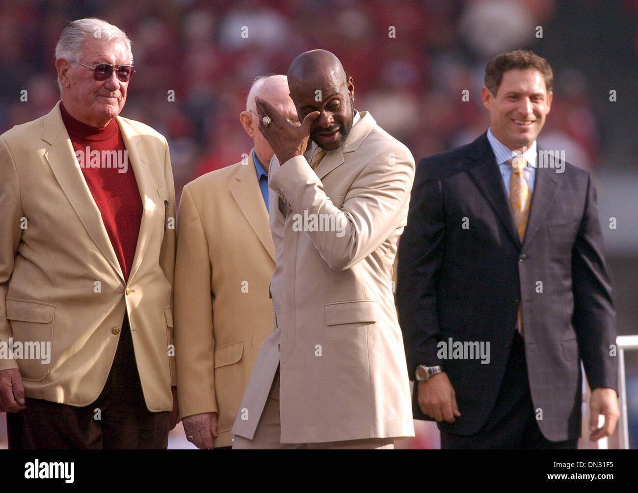 Nov 15, 2006; San Francisco, CA, USA; Former San Francisco Forty Niner ...
