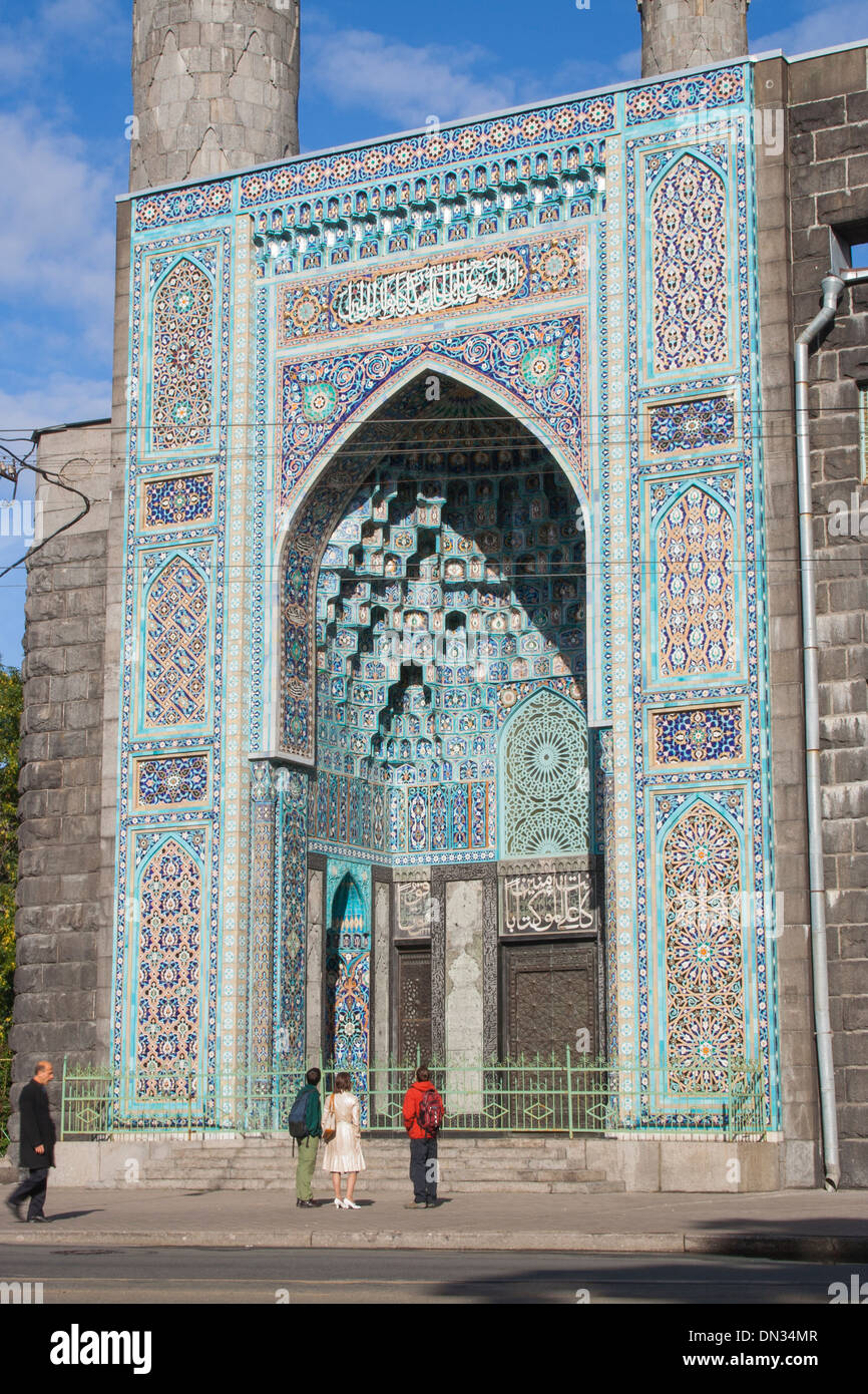 Russia, St Petersburg, St Petersburg Mosque Stock Photo - Alamy