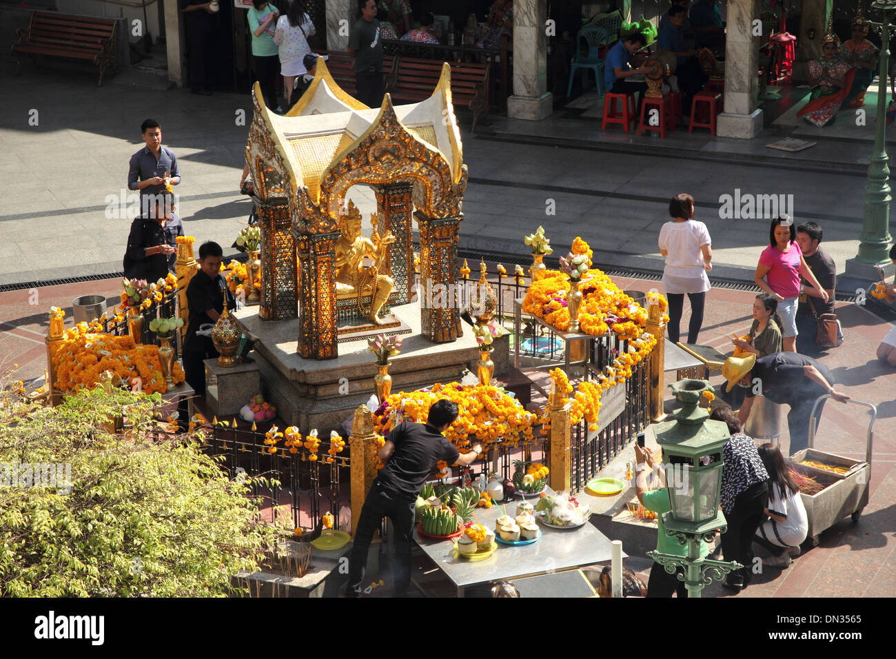 Erawan Hindu god at Erawan hindu shrine in Bangkok , Thailand Stock ...