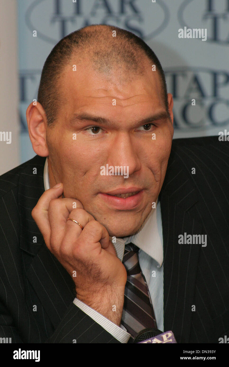 Russian heavy weight boxer Nikolai Valuev at the press conference in ...