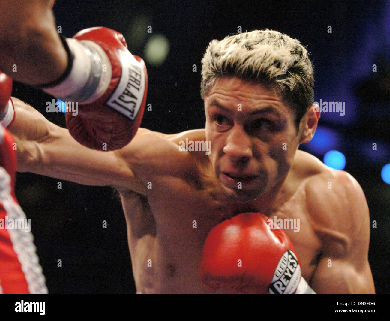 Jun 10, 2006; Atlantic City, NJ, USA; BOXING: WBC Super Bantamweight ...