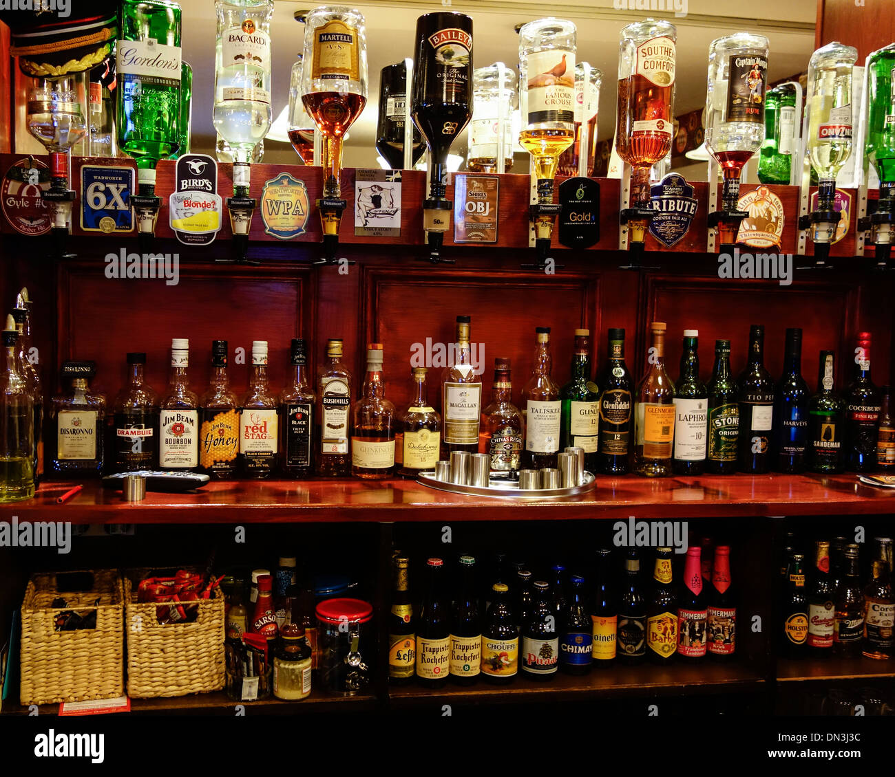 Bottles and spirits behind a typical bar Stock Photo: 64618944 - Alamy Bottles and spirits behind a typical bar Stock Photo: 64618944 - Alamy