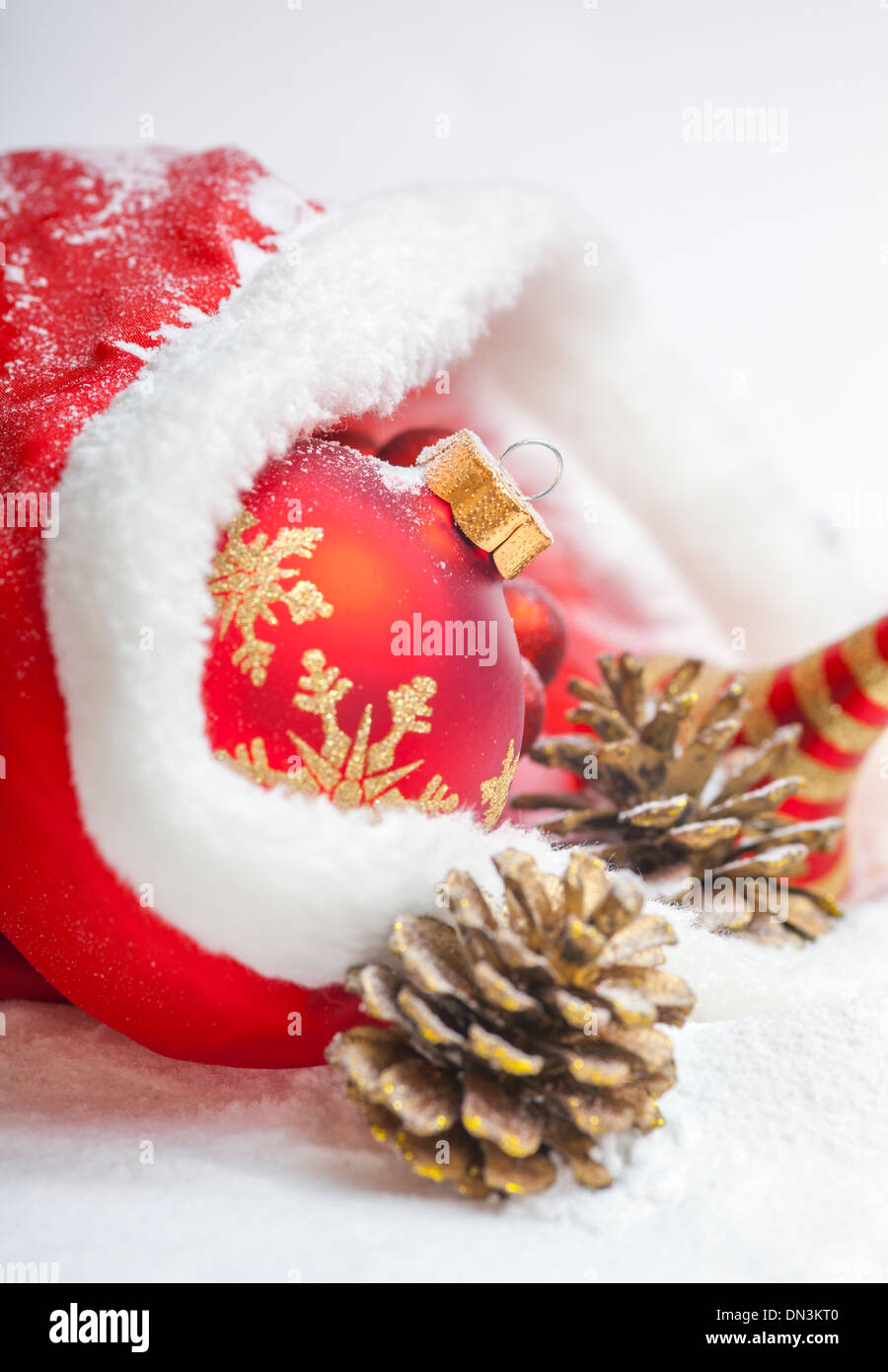 Christmas ball with red bow and ribbon Stock Photo - Alamy
