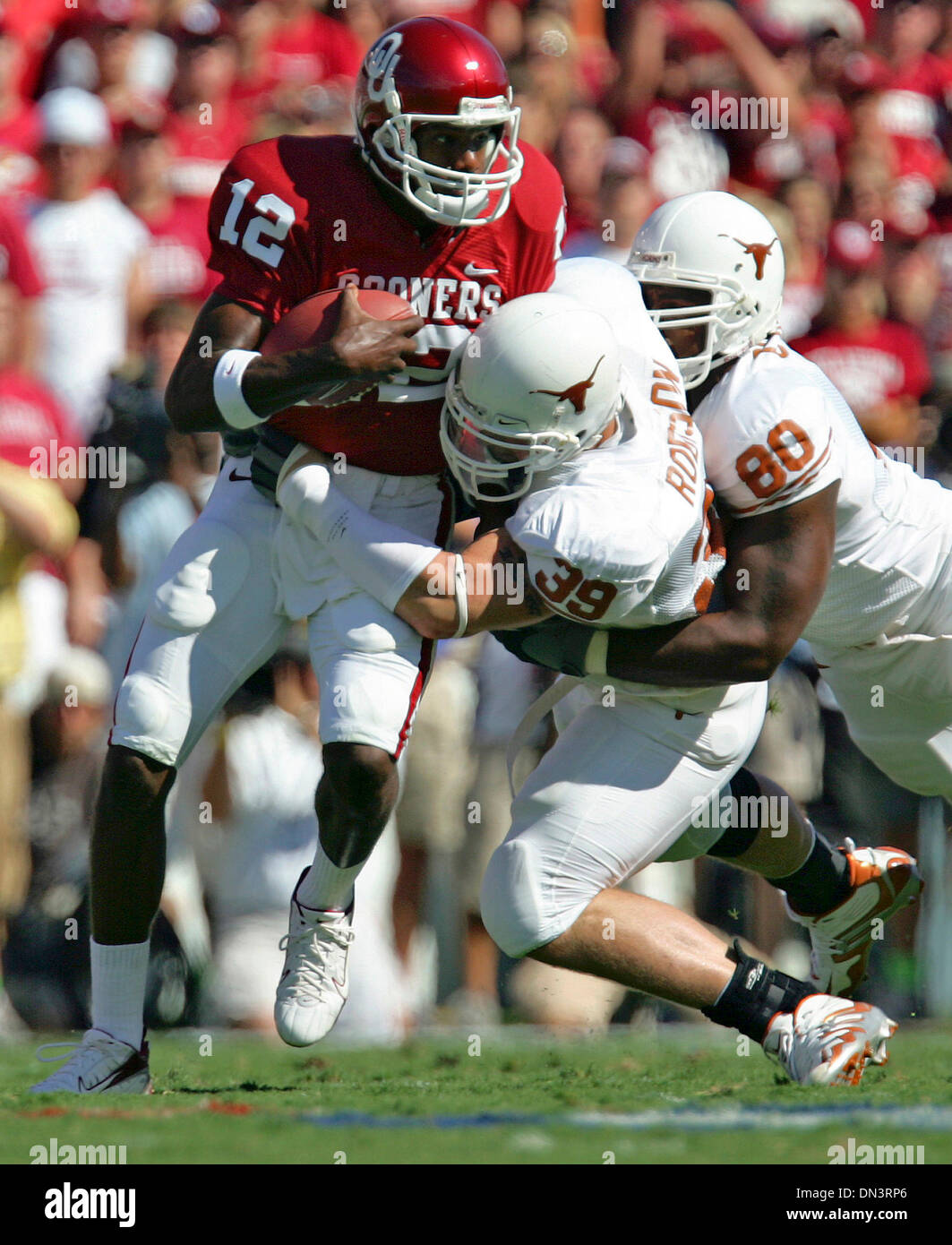 Paul thompson ou hi-res stock photography and images - Alamy