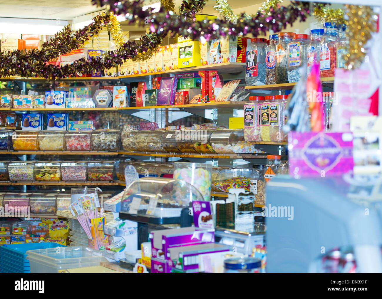 Traditional english sweets british hi-res stock photography and images ...