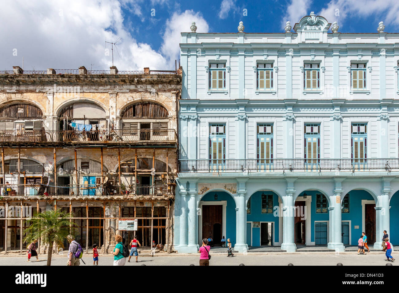 Colonial Architecture, Havana, Cuba Stock Photo - Alamy