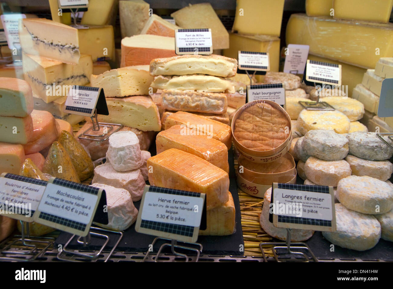 France market cheese hi-res stock photography and images - Alamy