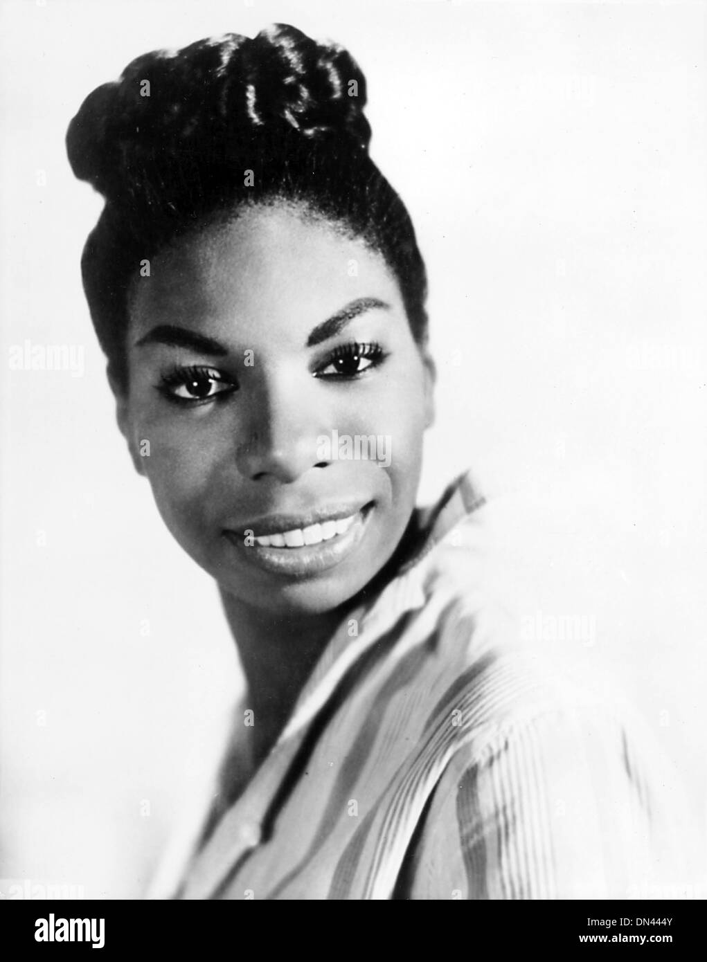 Nina simone 1960 hi-res stock photography and images - Alamy