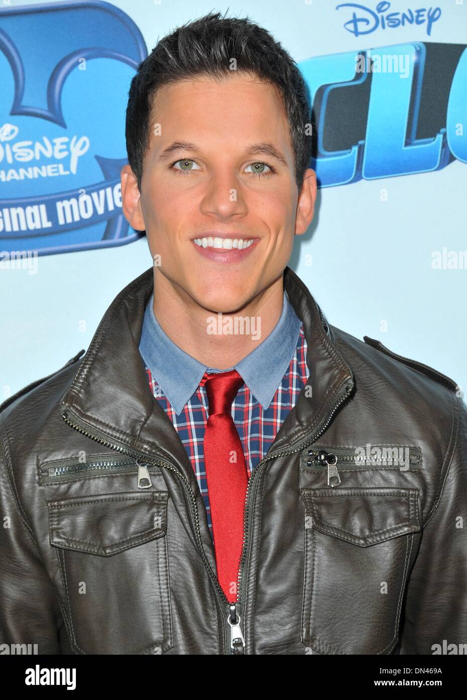 Los Angeles, CA, USA. 18th Dec, 2013. Mike C. Manning at arrivals for ...