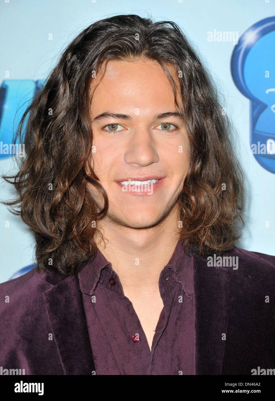 Los Angeles, CA, USA. 18th Dec, 2013. Dillon Lane at arrivals for CLOUD ...