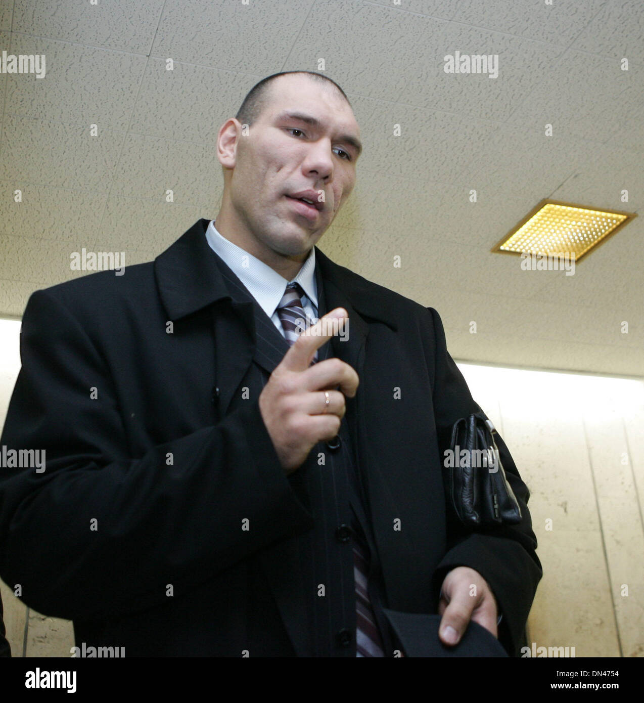 Russian heavy weight boxer Nikolai Valuev at the press conference in ...