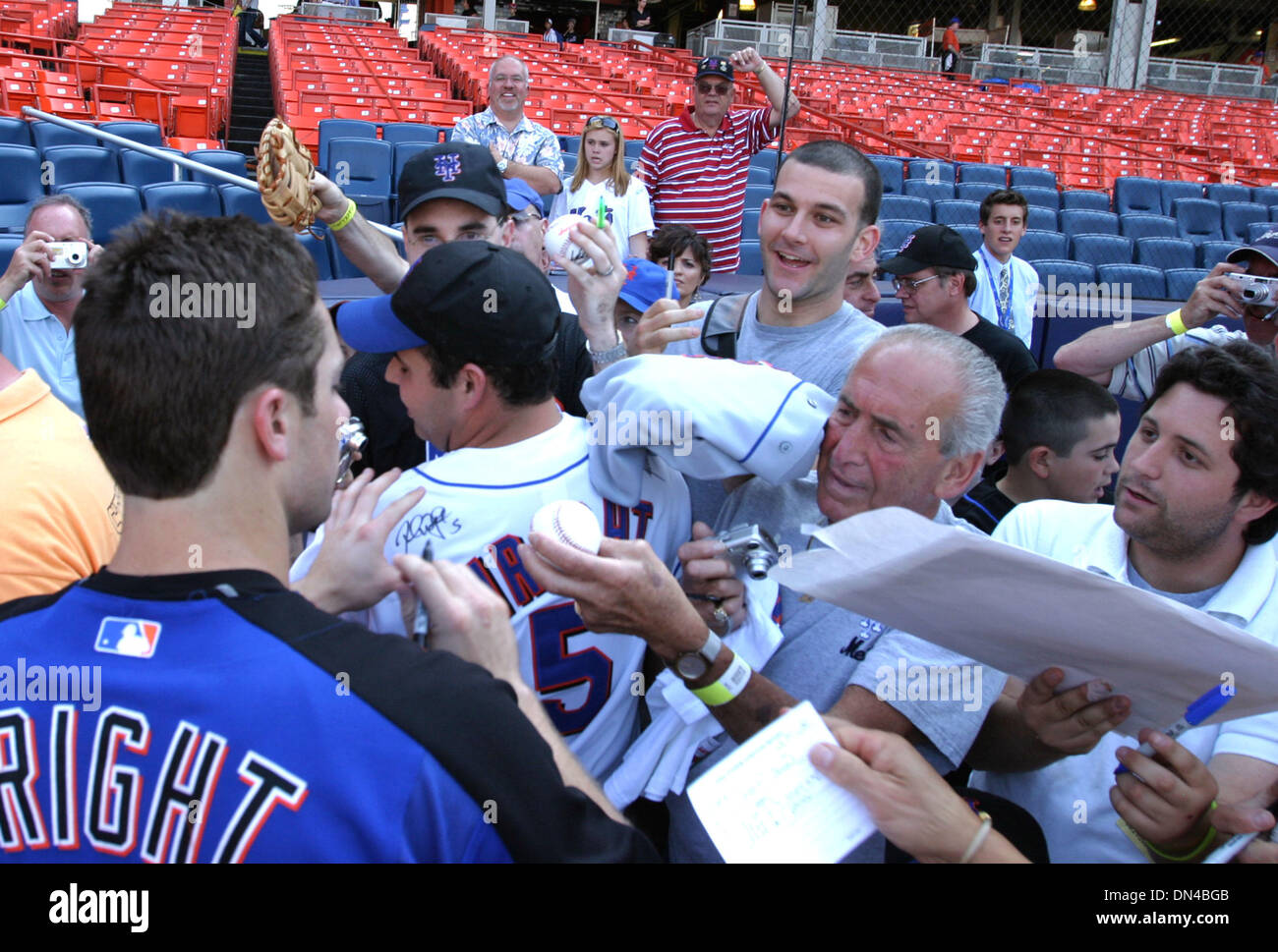 Jun 21, 2006; New York, NY, USA; NY Mets third baseman DAVID WRIGHT ...