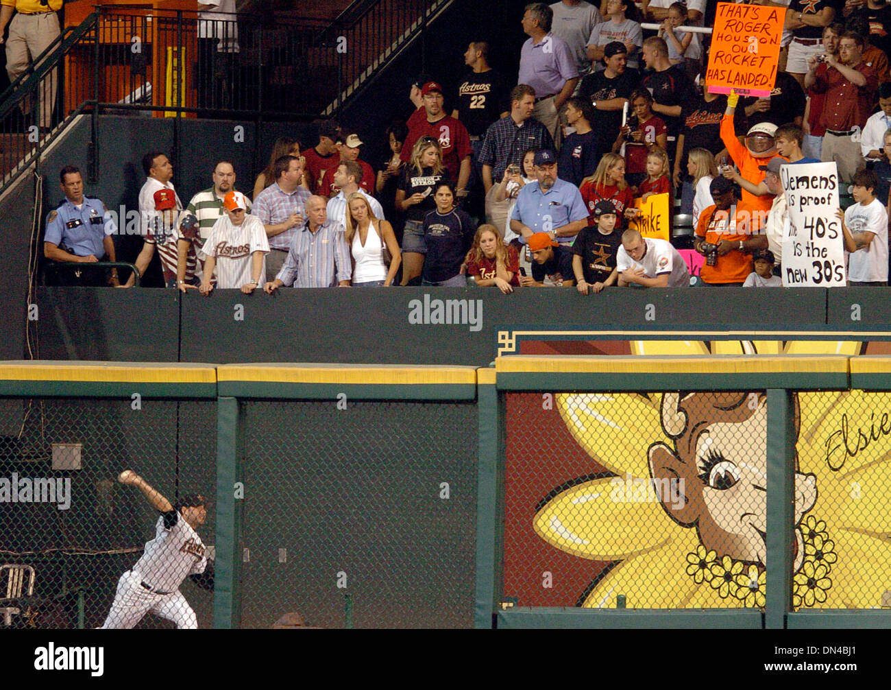 Jun 22, 2006; Houston, TX, USA; Fans acknowledge ROGER CLEMENS as he ...