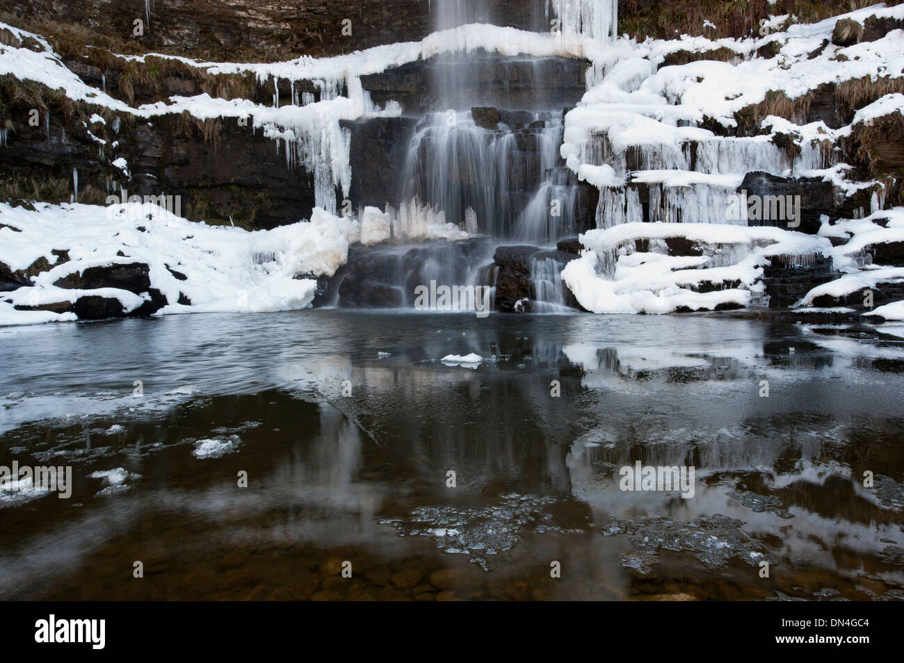 Uldale Falls frozen over in winter. Baugh Fell in the Howgills, Cumbria ...