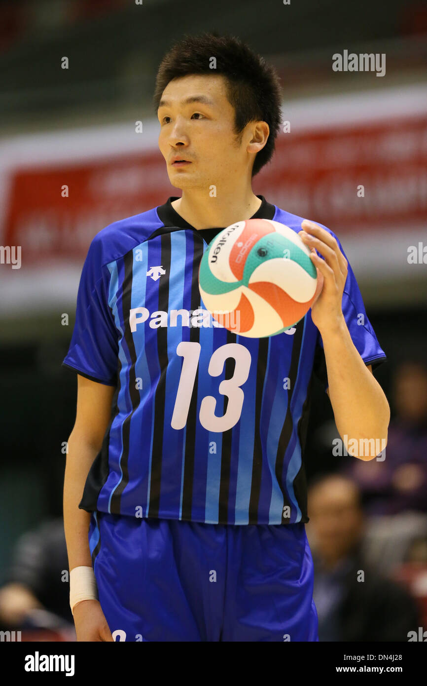 Tokyo Metropolitan Gymnasium, Tokyo, Japan. 13th Dec, 2013. Yusuke ...