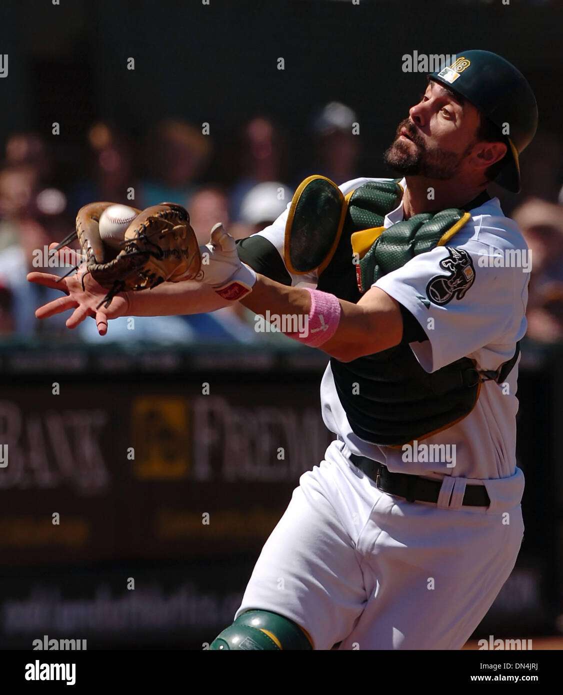 Oakland athletics catcher jason kendall hi-res stock photography and ...
