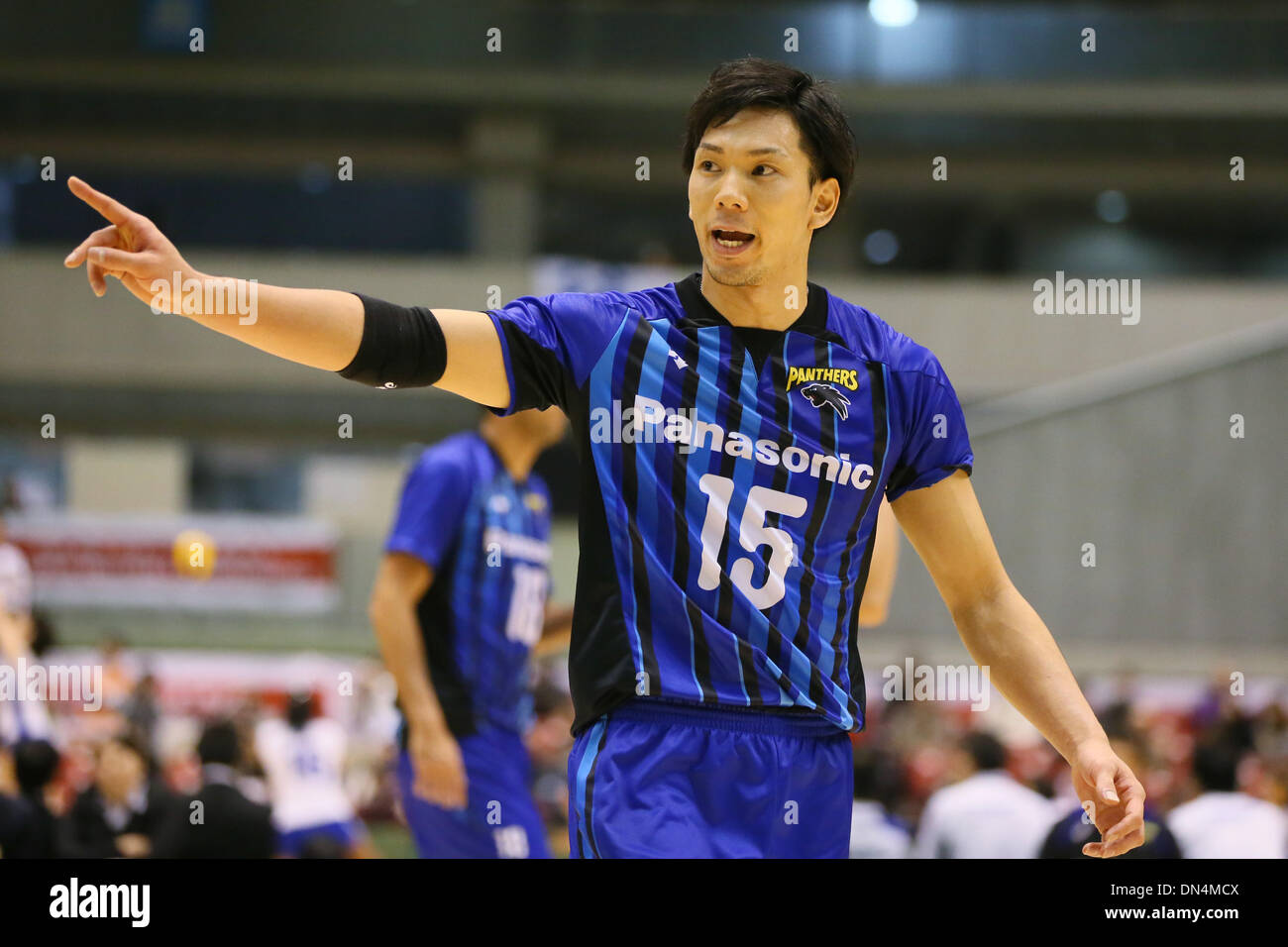 Tokyo Metropolitan Gymnasium, Tokyo, Japan. 13th Dec, 2013. Tatsuya ...