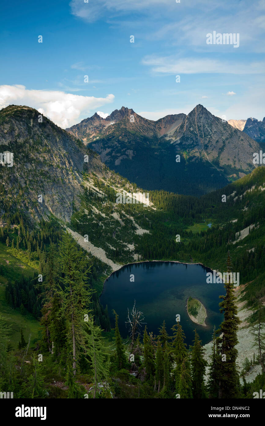 WASHINGTON - Overlooking Lake Ann and the Rainy Pass area from the ...