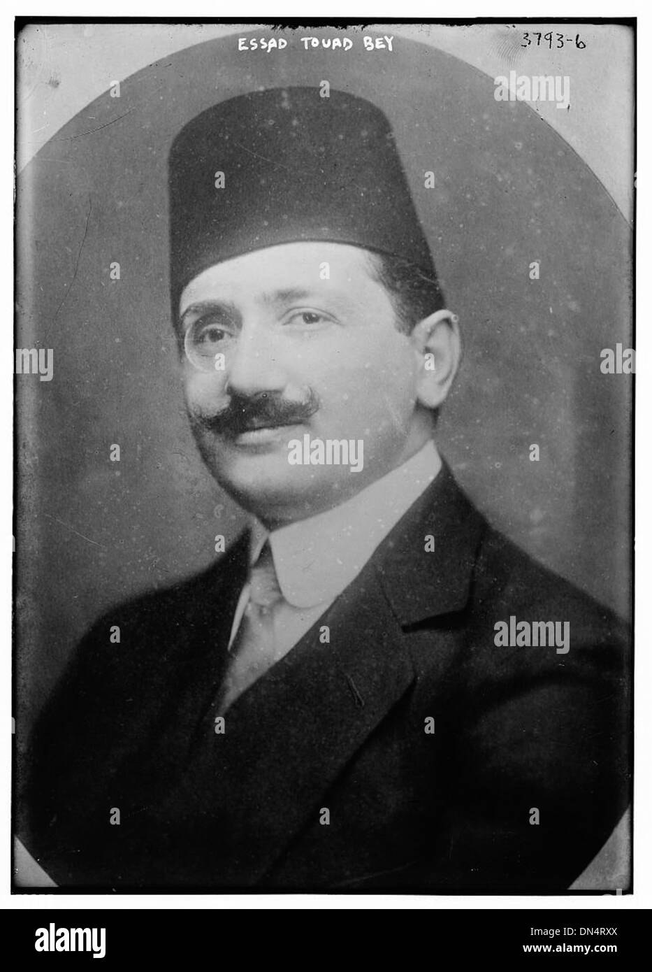 Essad bey hi-res stock photography and images - Alamy