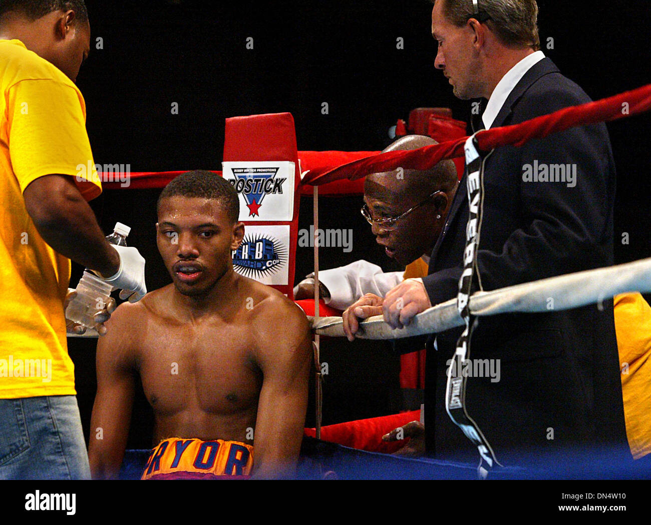 Oct 28, 2006; West Palm Beach, FL, USA; Former boxing champion AARON ...