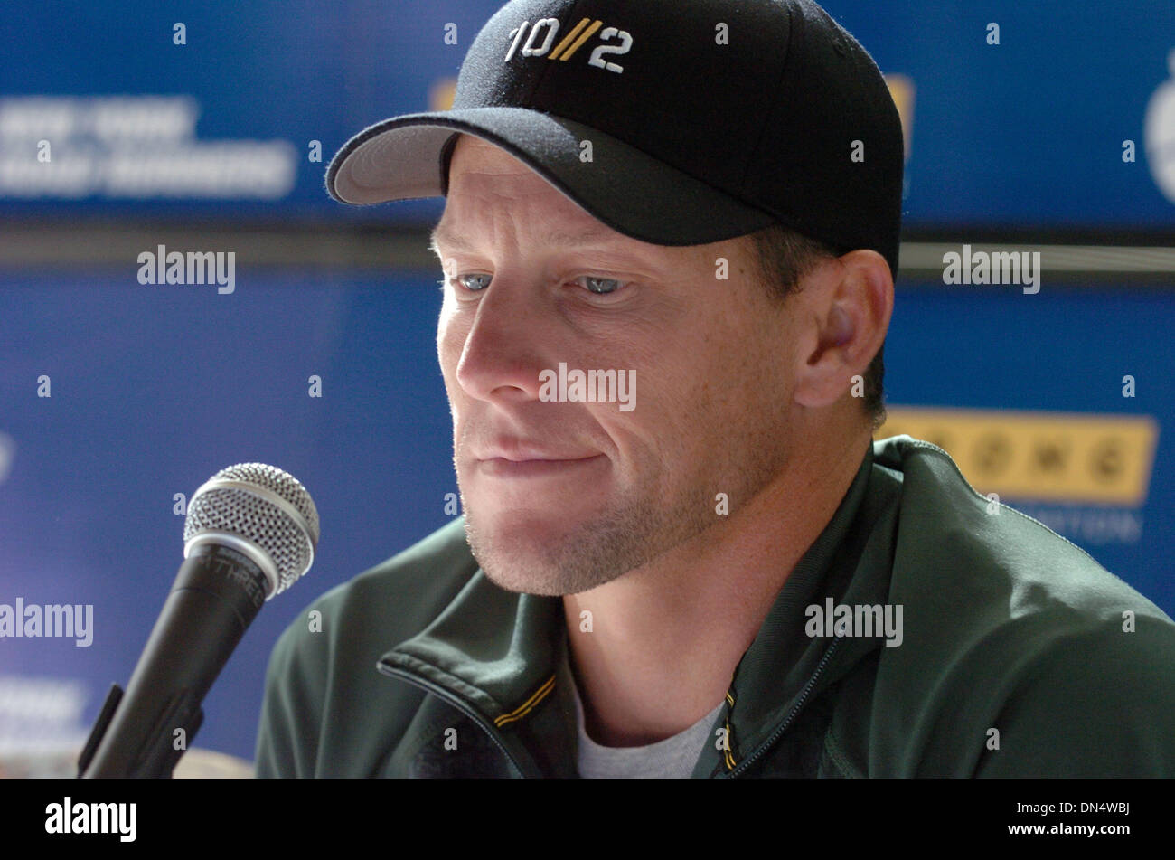 Joan benoit samuelson olympic hi-res stock photography and images - Alamy