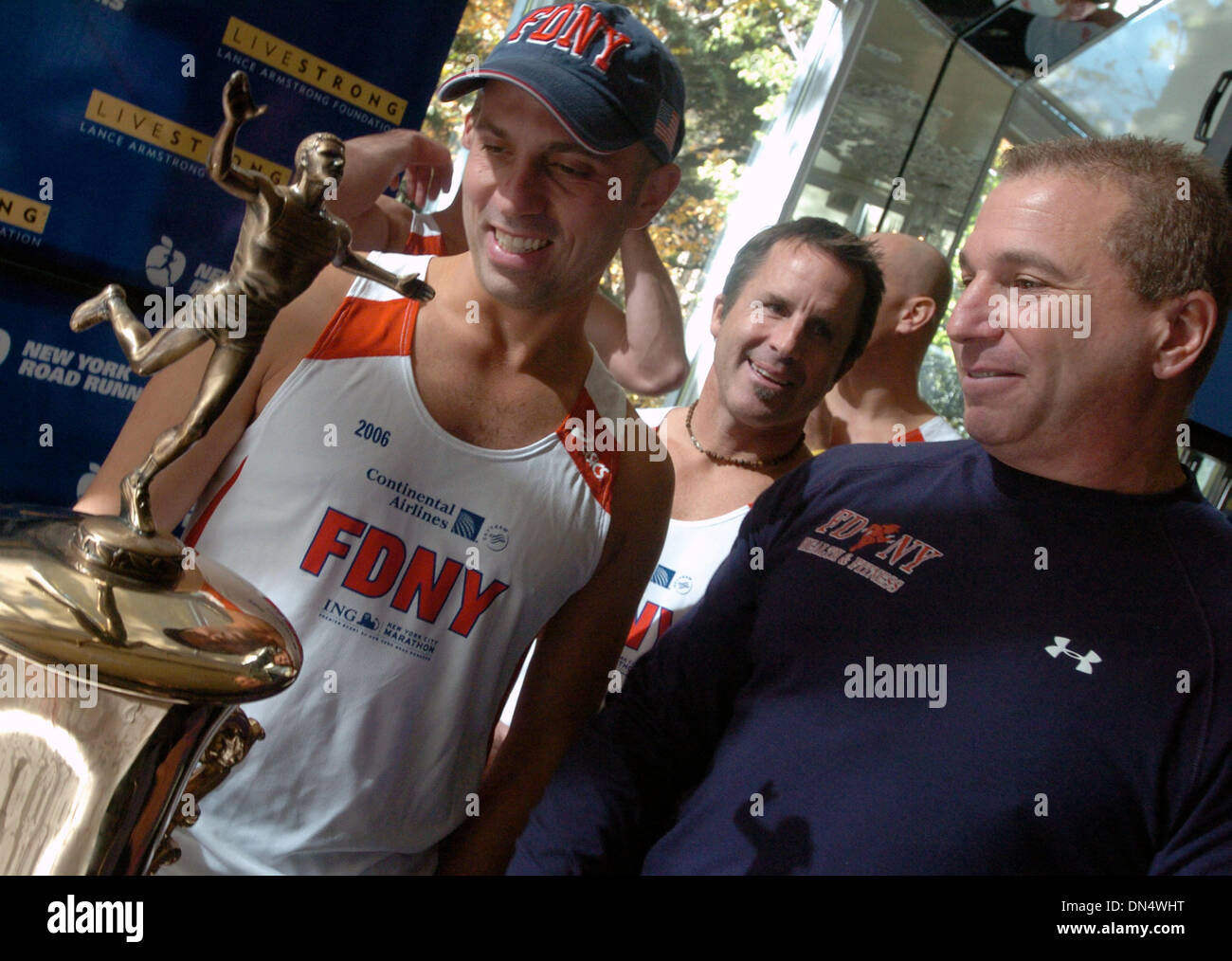 Nov 03, 2006; MANHATTAN, NEW YORK, USA; Firefighter Louis Strandberg (L ...