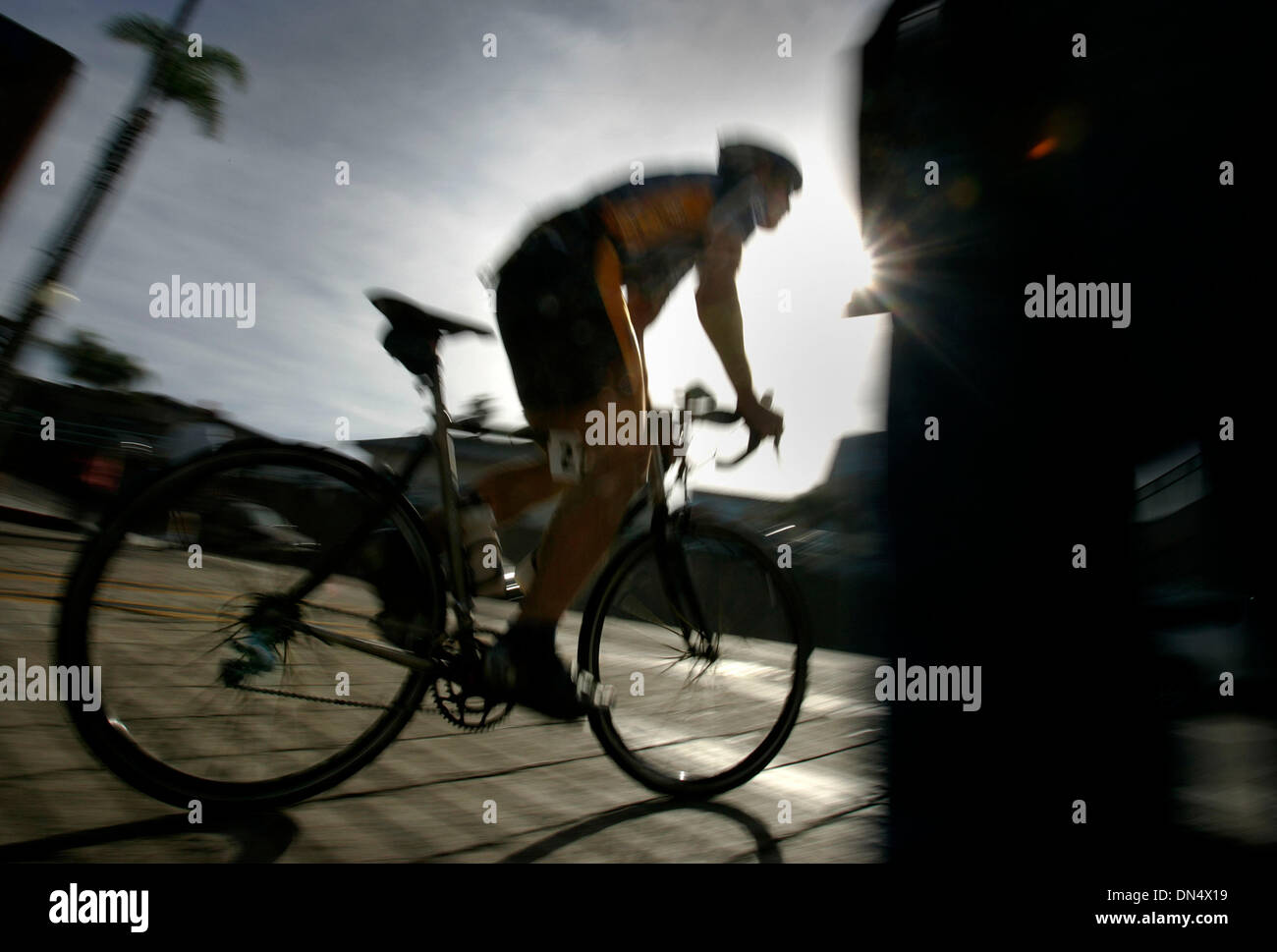 Nov 05, 2006; San Diego, CA, USA; DAN SQUILLER heads-up Girard Avenue ...