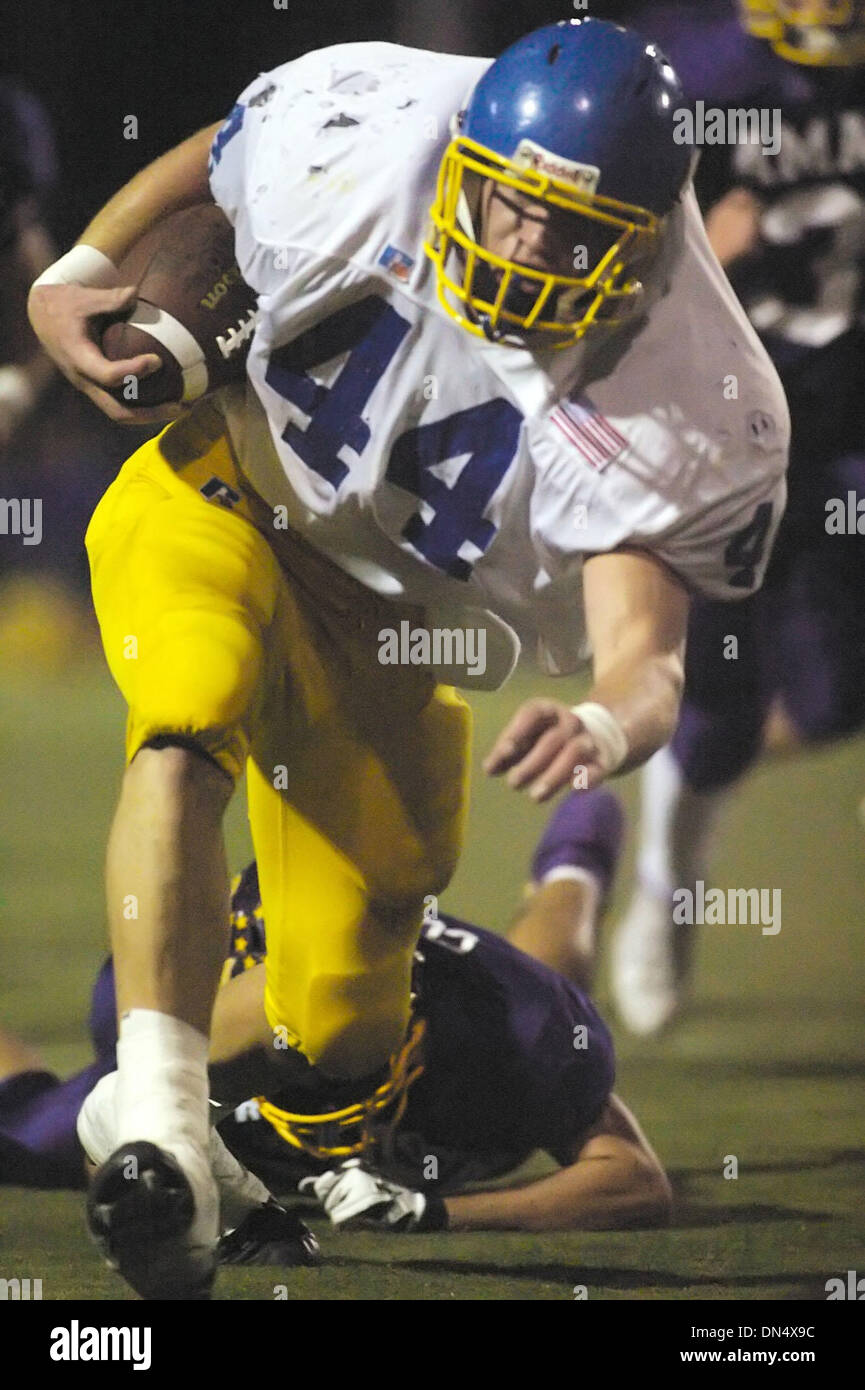Nov 09, 2006; Pleasanton, CA, USA; Foothill's ROB ANDREWS running ...