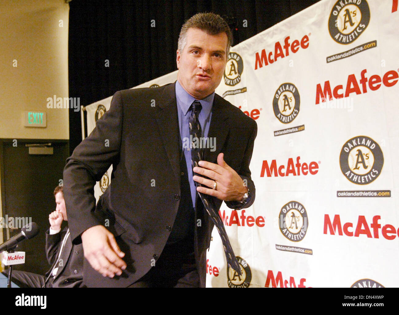 Ken macha hi-res stock photography and images - Alamy