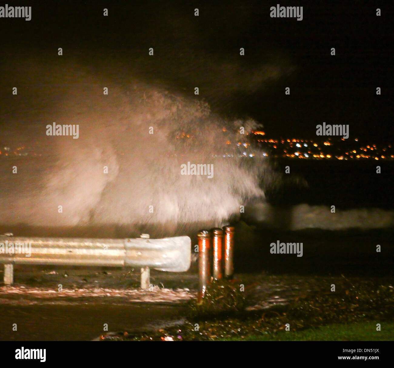 Helensburgh, Argyll & Bute, Scotland, UK. 19th December 2013. UK ...