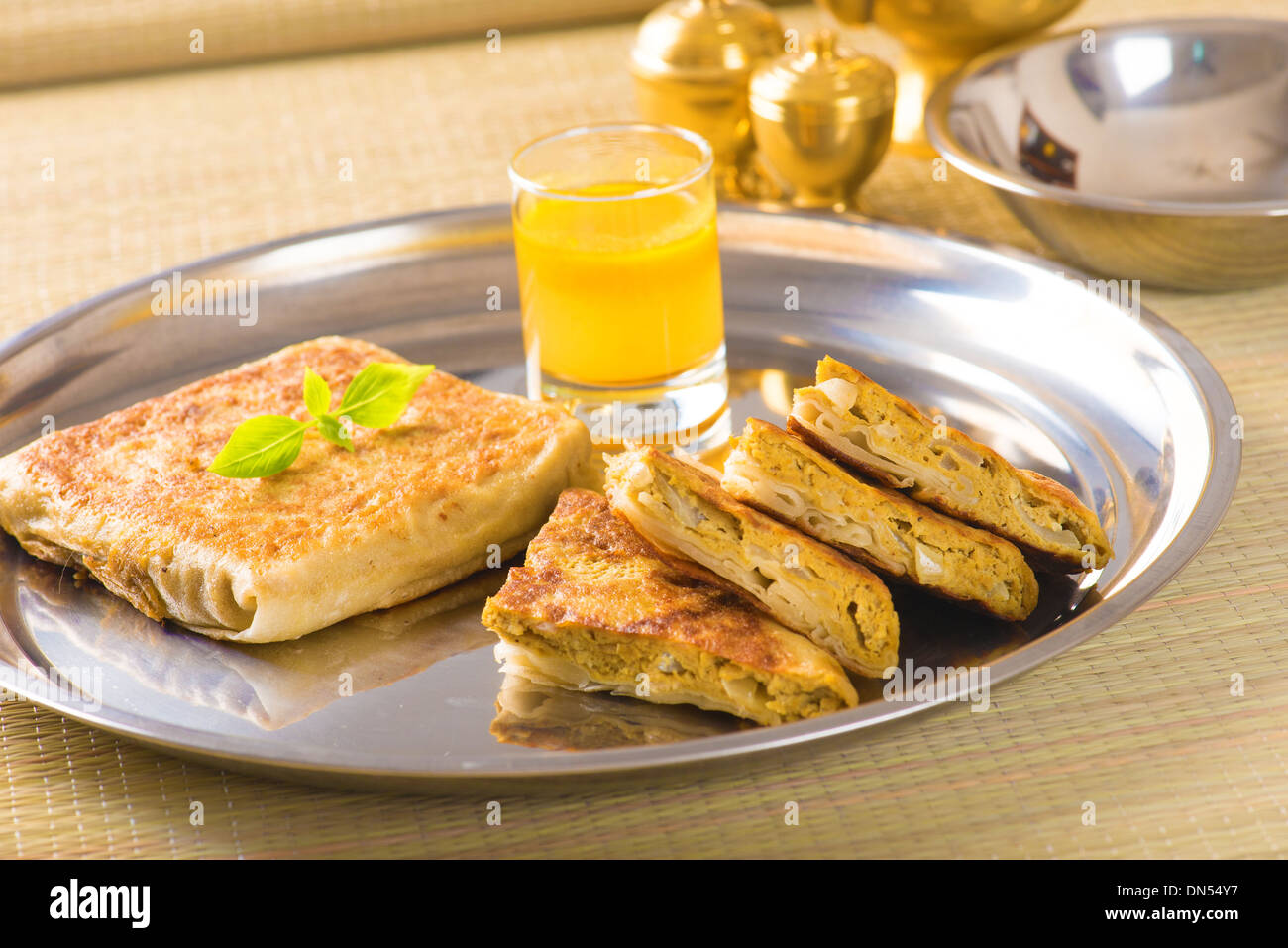 Shawarma plate hi-res stock photography and images - Alamy