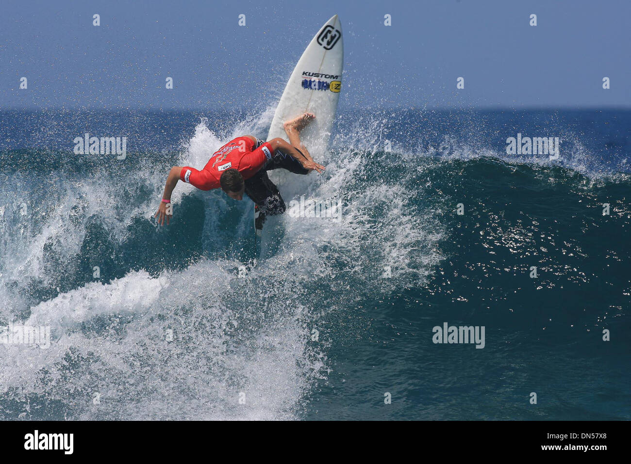 Jun 09, 2006; Pasta Point, MALDIVES; South African surfer SHAUN PAYNE ...