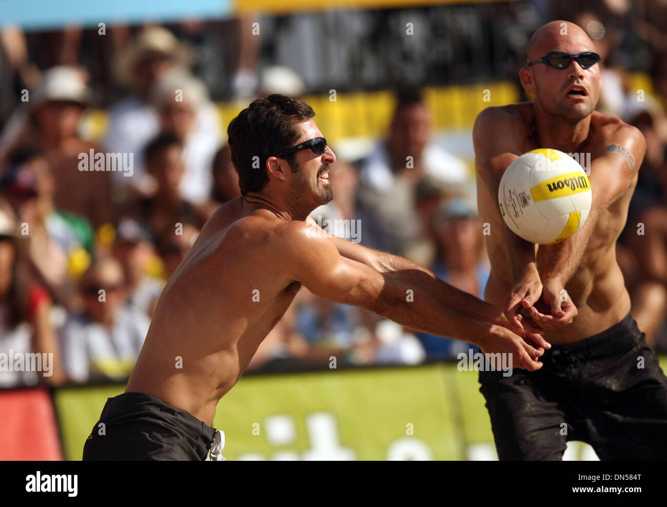 Jun 11, 2006; Hermosa Beach, CA, USA; TODD ROGERS at the AVP ...