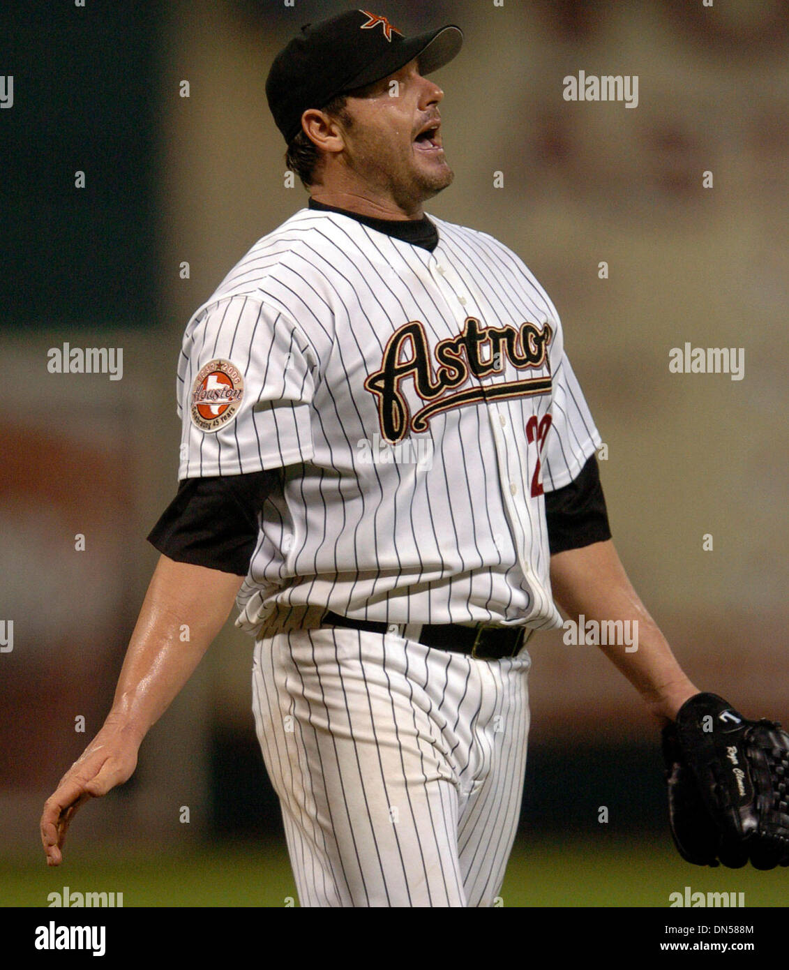Roger Clemens Pitching For Astros