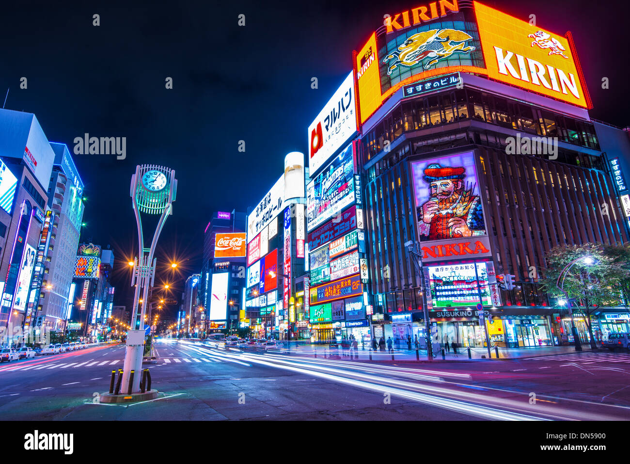 Japanese nightlife district hi-res stock photography and images - Alamy