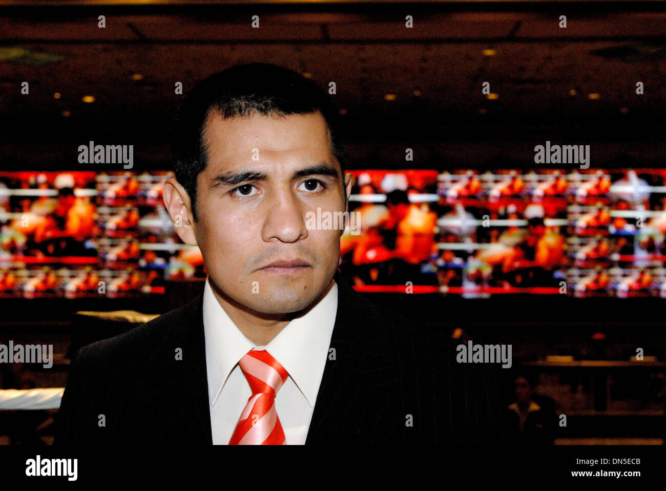 Sep 12, 2006; Los Angeles, CA, USA; WBC Super Featherweight Champion ...