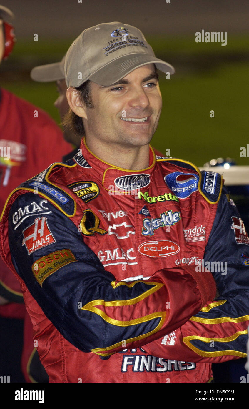 Oct 12, 2006; Concord, NC, USA; Driver JEFF GORDON during qualifying ...