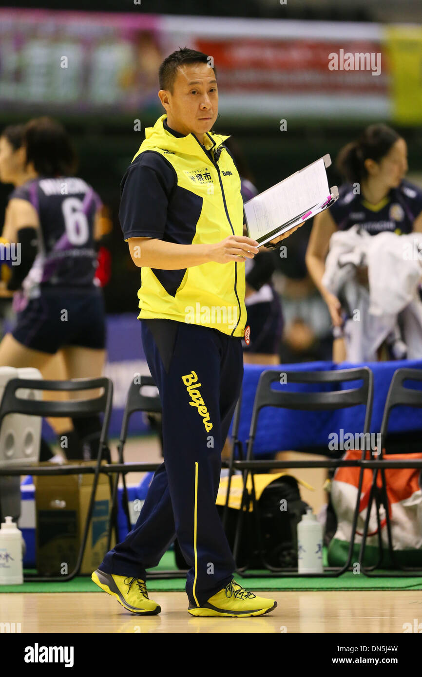 Tokyo Metropolitan Gymnasium, Tokyo, Japan. 13th Dec, 2013. Shingo ...